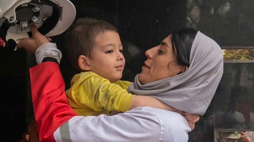 Through rubble and loss, Iranian Red Crescent teams continue saving ...