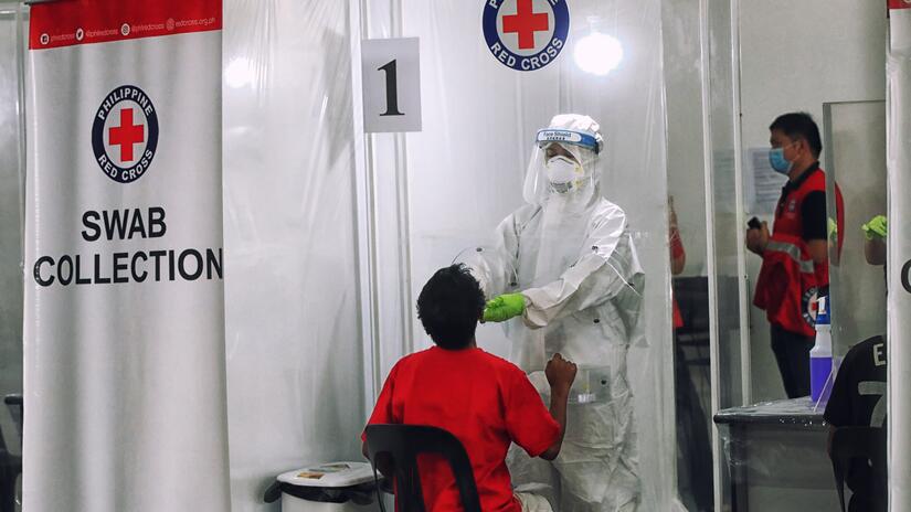 Philippines: Red Cross urges greater vigilance as COVID-19 cases fill ...